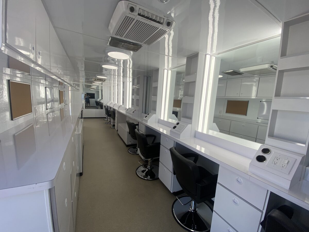 36 Foot Make Up Production Trailer | Hollywood Honeywagons